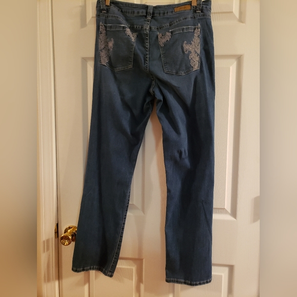 Jag Jeans | Jeans | Jag Midrise Straight With Floral Embroidery Sz 231 ...